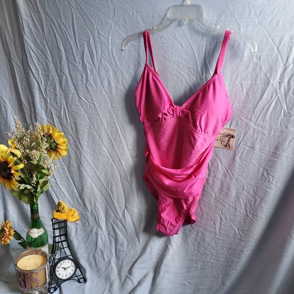Jordan Taylor | Swim | 426 Jordan Taylor One Piece Swimsuit Pink Sz ...